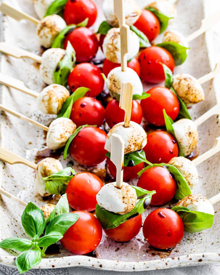 Mini Caprese Salad Bites - Jo Cooks