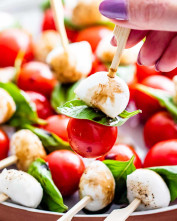 Mini Caprese Salad Bites - Jo Cooks
