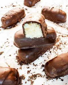 Homemade Bounty Bars (Mounds Bars) - Jo Cooks