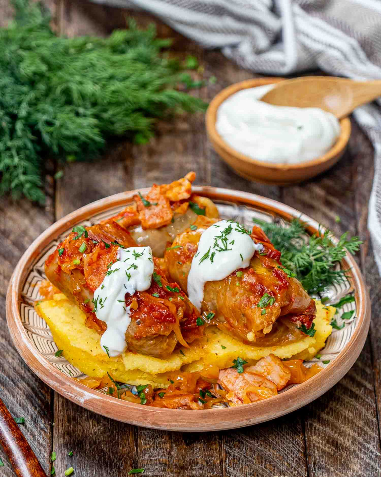 Romanian Cabbage Rolls (Sarmale) - Jo Cooks