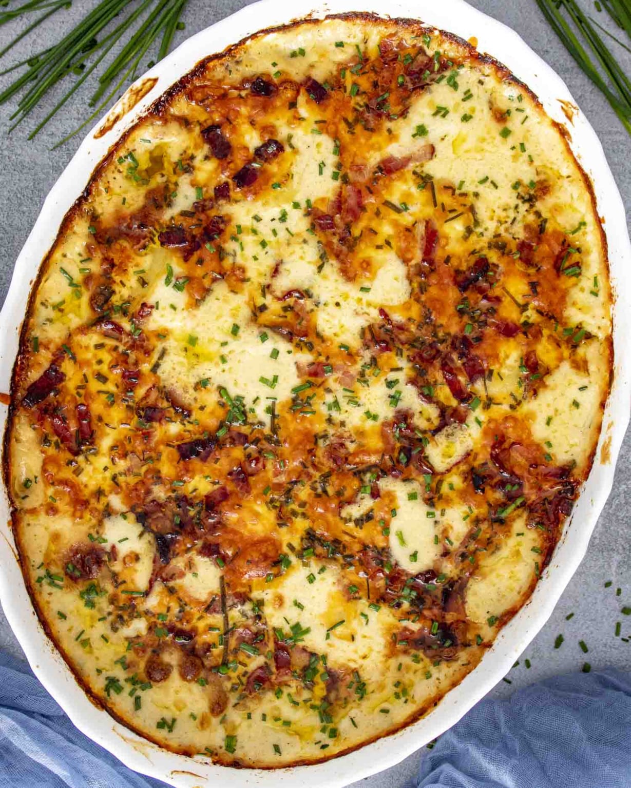 Loaded Scalloped Potatoes - Jo Cooks