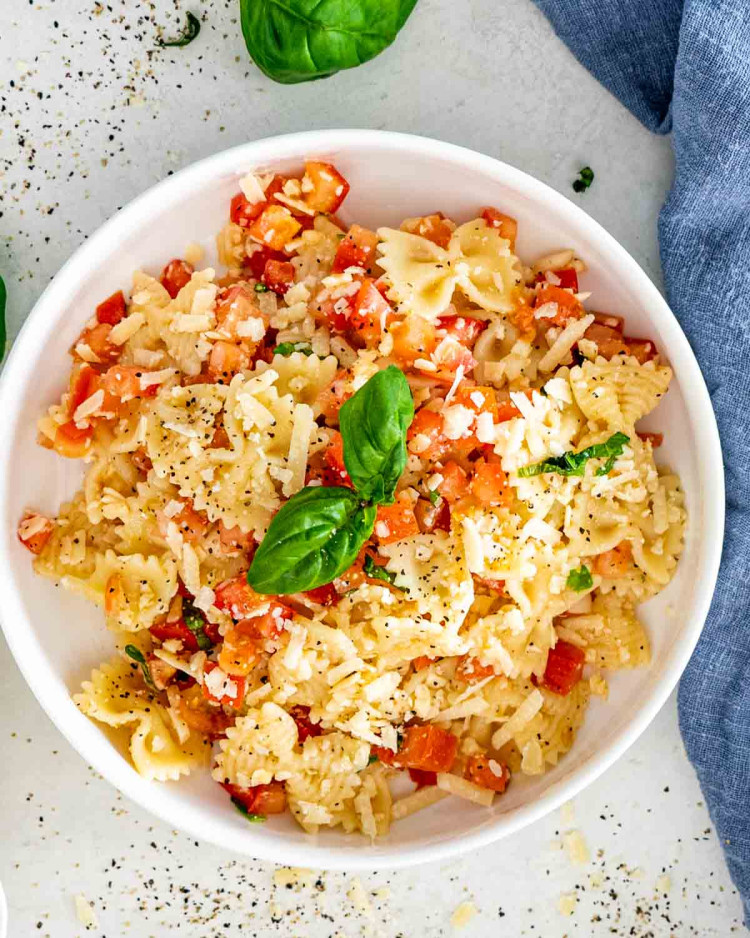 Bruschetta Pasta - Jo Cooks