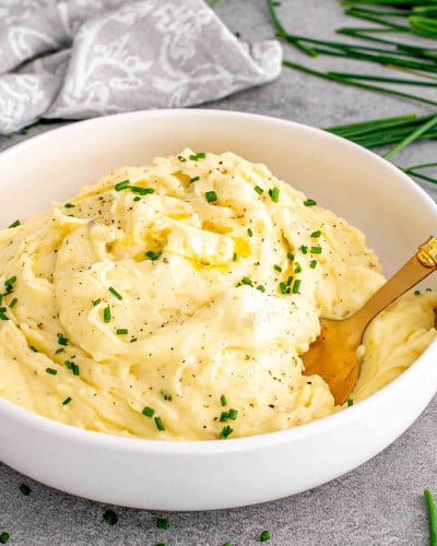 Roasted Garlic Mashed Potatoes - Jo Cooks