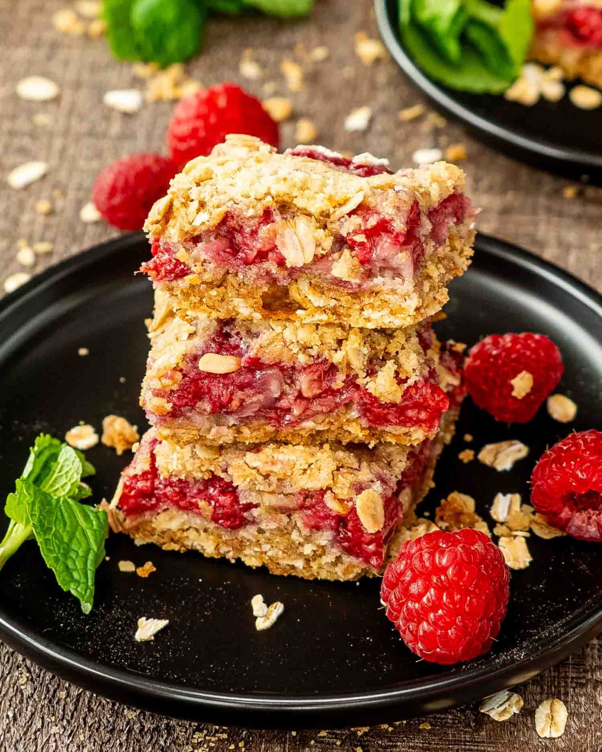 Raspberry Oatmeal Crumble Bars - Jo Cooks
