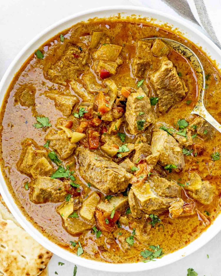 Slow Cooker Beef Madras - Jo Cooks